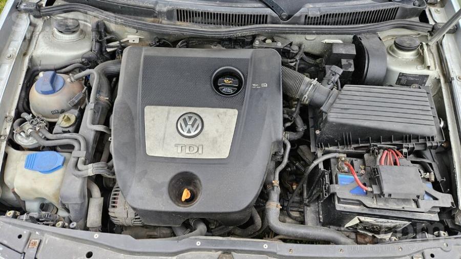 Volkswagen Golf 2003 Aizkraukle, ar dzinēja tilpumu 1.90 L un nobraukumu 360 tūkst. km par 1450 €, foto 9 vietnē AUTOMOTO.COM.LV