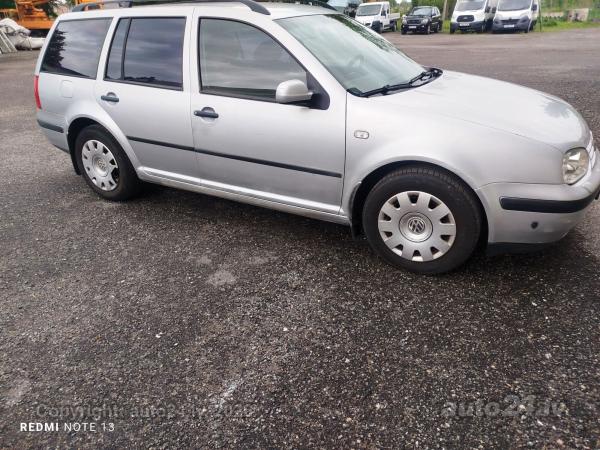 Volkswagen Golf 2003 in Tallinn, with an engine capacity of 1.60 L and mileage of 259 thousand km for 1500 €, photo 3 on AUTOMOTO.COM.LV