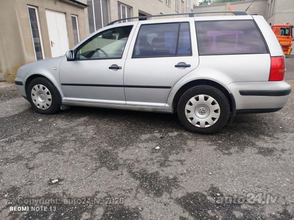 Volkswagen Golf 2003 in Tallinn, with an engine capacity of 1.60 L and mileage of 259 thousand km for 1500 €, photo 4 on AUTOMOTO.COM.LV