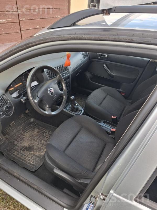 Volkswagen Golf 2003 Alūksne, ar dzinēja tilpumu 1.90 L un nobraukumu 393 tūkst. km par 1600 €, foto 7 vietnē AUTOMOTO.COM.LV