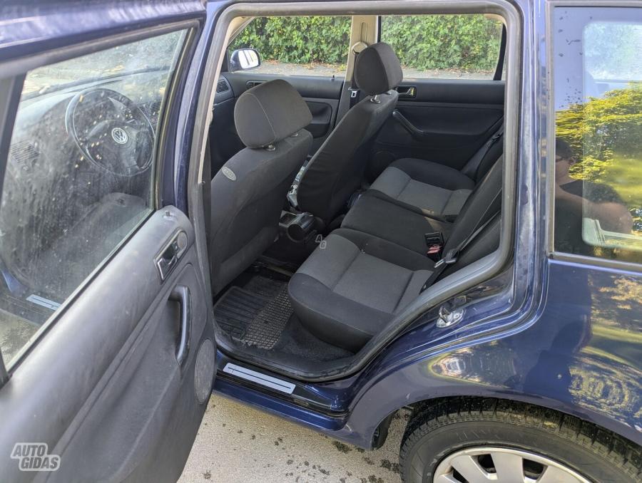 Volkswagen Golf 2003 Kauņa, ar dzinēja tilpumu 1.90 L un nobraukumu 400 tūkst. km par 1350 €, foto 8 vietnē AUTOMOTO.COM.LV