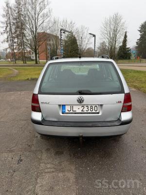 Volkswagen Golf 2004 Rīga, ar dzinēja tilpumu 1.90 L un nobraukumu 468 tūkst. km par 1000 €, foto 3 vietnē AUTOMOTO.COM.LV
