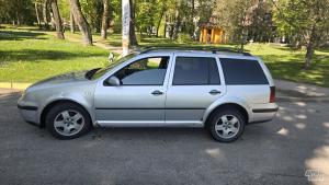 Volkswagen Golf 2004 in Prienai, with an engine capacity of 1.90 L and mileage of 423 thousand km for 950 €, photo 6 on AUTOMOTO.COM.LV
