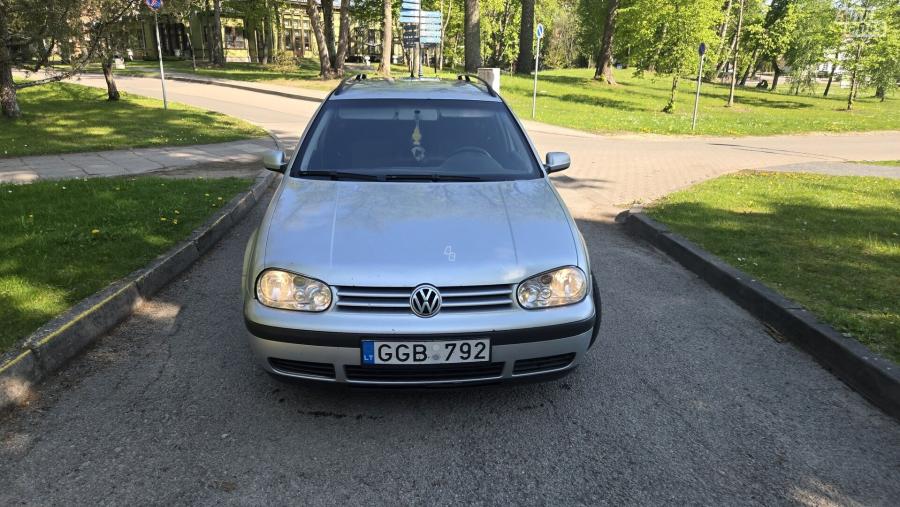 Volkswagen Golf 2004 in Prienai, with an engine capacity of 1.90 L and mileage of 423 thousand km for 950 €, photo 7 on AUTOMOTO.COM.LV