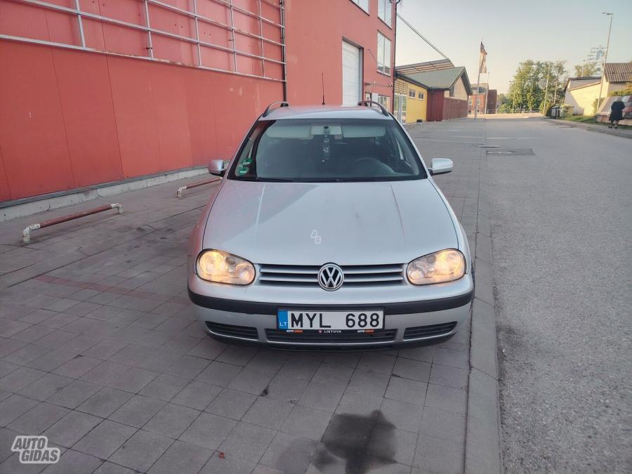 Фольксваген Гольф 2004 в Вилкавишкис, объемом двигателя 1.90 л и пробегом 320 тыс. км за 1300 €, фото 4 на AUTOMOTO.COM.LV