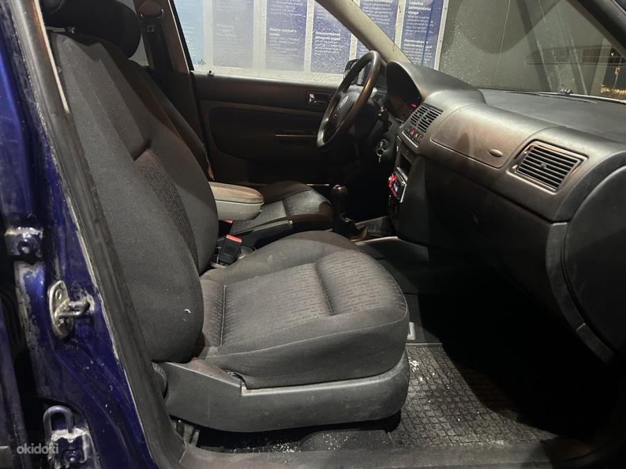 Volkswagen Golf 2004 in Tallinn, with an engine capacity of 1.90 L and mileage of 407 thousand km for 1700 €, photo 23 on AUTOMOTO.COM.LV