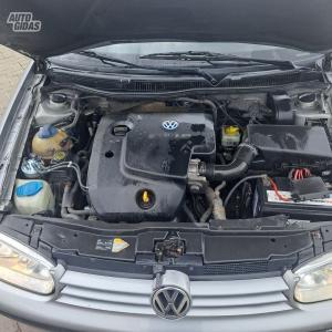 Volkswagen Golf 2004 Alīta, ar dzinēja tilpumu 1.90 L un nobraukumu 274 tūkst. km par 1250 €, foto 9 vietnē AUTOMOTO.COM.LV