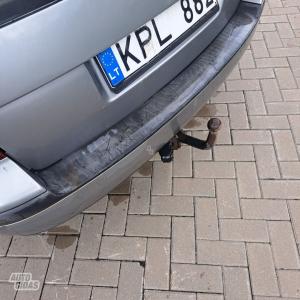 Volkswagen Golf 2004 Alīta, ar dzinēja tilpumu 1.90 L un nobraukumu 274 tūkst. km par 1250 €, foto 12 vietnē AUTOMOTO.COM.LV