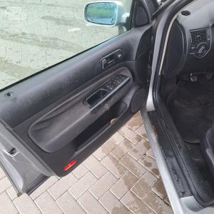 Volkswagen Golf 2004 Alīta, ar dzinēja tilpumu 1.90 L un nobraukumu 274 tūkst. km par 1250 €, foto 13 vietnē AUTOMOTO.COM.LV
