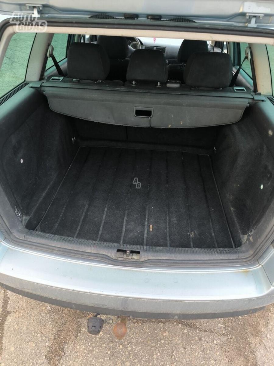 Volkswagen Golf 2004 Utena, ar dzinēja tilpumu 1.90 L un nobraukumu 322 tūkst. km par 1100 €, foto 8 vietnē AUTOMOTO.COM.LV