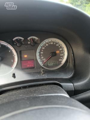 Volkswagen Golf 2004 Utena, ar dzinēja tilpumu 1.90 L un nobraukumu 322 tūkst. km par 1100 €, foto 10 vietnē AUTOMOTO.COM.LV