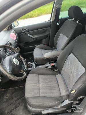 Volkswagen Golf 2004 Utena, ar dzinēja tilpumu 1.90 L un nobraukumu 322 tūkst. km par 1100 €, foto 12 vietnē AUTOMOTO.COM.LV