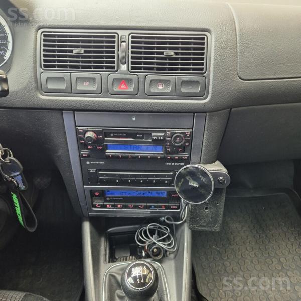Volkswagen Golf 2005 Saldus, ar dzinēja tilpumu 1.90 L un nobraukumu 129 tūkst. km par 3250 €, foto 9 vietnē AUTOMOTO.COM.LV