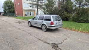 Volkswagen Golf 2006 Telšiai, ar dzinēja tilpumu 1.90 L un nobraukumu 320 tūkst. km par 999 €, foto 3 vietnē AUTOMOTO.COM.LV