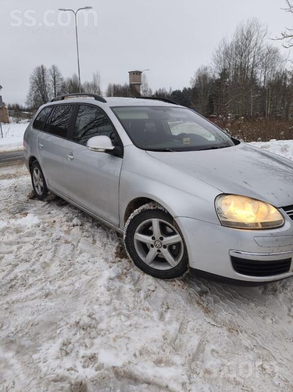 Volkswagen Golf 2007 in Daugavpils, with an engine capacity of 1.90 L and mileage of 370 thousand km for 3200 €, photo 2 on AUTOMOTO.COM.LV