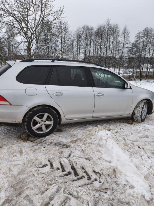 Volkswagen Golf 2007 in Daugavpils, with an engine capacity of 1.90 L and mileage of 370 thousand km for 3200 €, photo 3 on AUTOMOTO.COM.LV