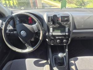 Volkswagen Golf 2007 in Klaipeda, with an engine capacity of 1.90 L and mileage of 2424 thousand km for 2000 €, photo 19 on AUTOMOTO.COM.LV
