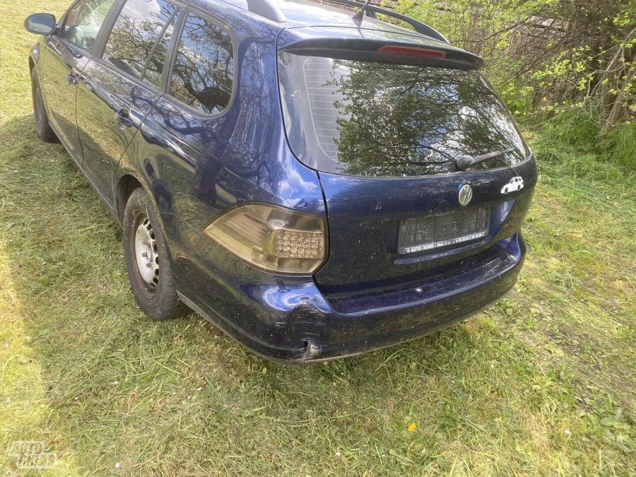 Volkswagen Golf 2007 Marijampole, ar dzinēja tilpumu 1.90 L un nobraukumu 380 tūkst. km par 950 €, foto 5 vietnē AUTOMOTO.COM.LV