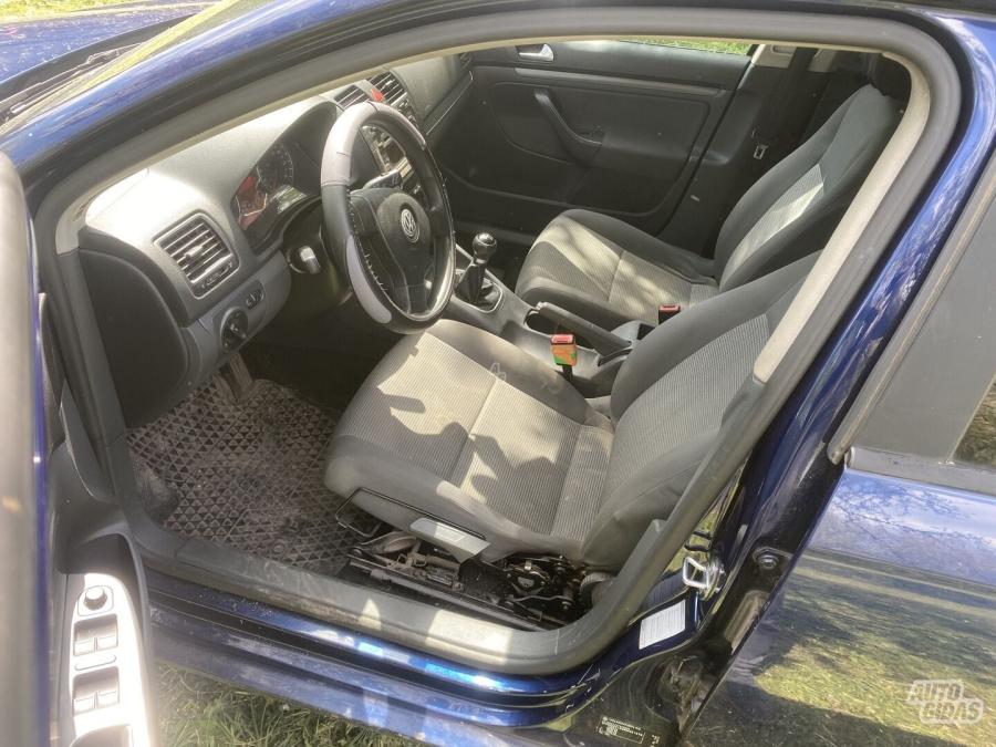 Volkswagen Golf 2007 in Marijampole, with an engine capacity of 1.90 L and mileage of 380 thousand km for 999 €, photo 6 on AUTOMOTO.COM.LV