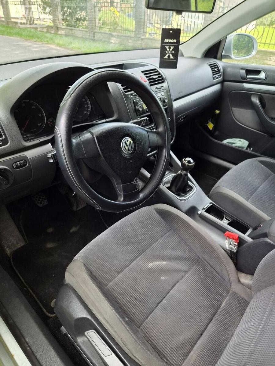 Volkswagen Golf 2007 in Vilnius, with an engine capacity of 1.90 L and mileage of 315 thousand km for 650 €, photo 9 on AUTOMOTO.COM.LV