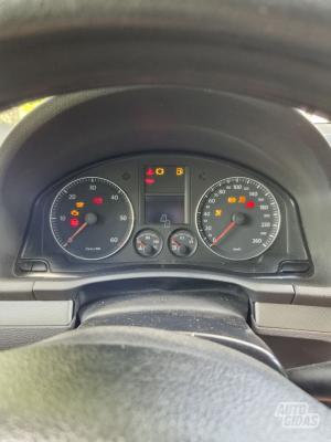 Volkswagen Golf 2007 in Vilnius, with an engine capacity of 1.90 L and mileage of 315 thousand km for 650 €, photo 13 on AUTOMOTO.COM.LV