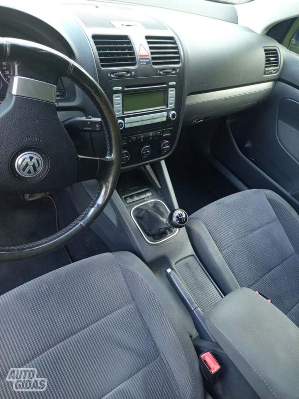 Volkswagen Golf 2007 Vilkaviškis, ar dzinēja tilpumu 1.90 L un nobraukumu 270 tūkst. km par 1750 €, foto 6 vietnē AUTOMOTO.COM.LV