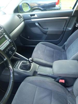 Volkswagen Golf 2007 Vilkaviškis, ar dzinēja tilpumu 1.90 L un nobraukumu 270 tūkst. km par 1750 €, foto 10 vietnē AUTOMOTO.COM.LV