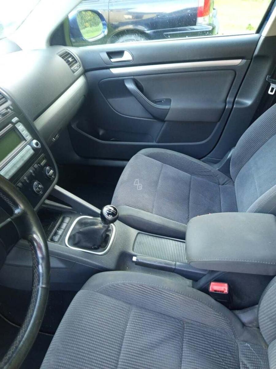 Volkswagen Golf 2007 Vilkaviškis, ar dzinēja tilpumu 1.90 L un nobraukumu 270 tūkst. km par 1750 €, foto 10 vietnē AUTOMOTO.COM.LV