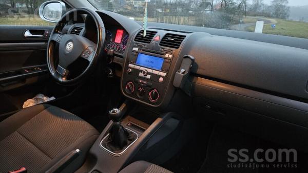 Volkswagen Golf 2008 Aizkraukle, ar dzinēja tilpumu 1.90 L un nobraukumu 333 tūkst. km par 2300 €, foto 10 vietnē AUTOMOTO.COM.LV