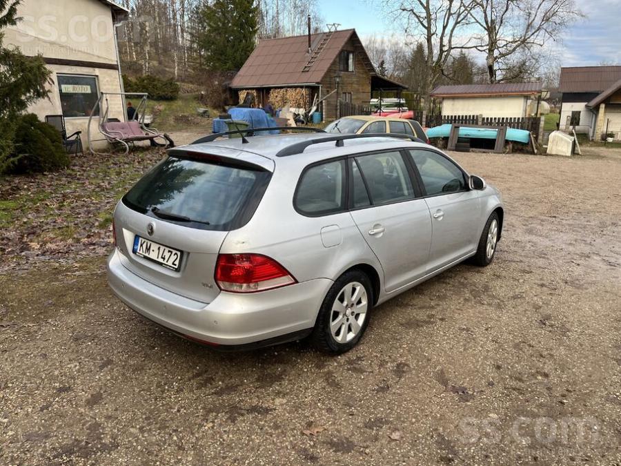 Volkswagen Golf 2008 Tukums, ar dzinēja tilpumu 1.90 L un nobraukumu 251 tūkst. km par 2800 €, foto 3 vietnē AUTOMOTO.COM.LV
