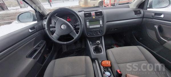 Volkswagen Golf 2008 Jēkabpils, ar dzinēja tilpumu 1.90 L un nobraukumu 326 tūkst. km par 1400 €, foto 5 vietnē AUTOMOTO.COM.LV