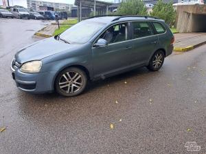 Volkswagen Golf 2008 in Vilnius, with an engine capacity of 2.00 L and mileage of 283 thousand km for 799 €, photo  on AUTOMOTO.COM.LV