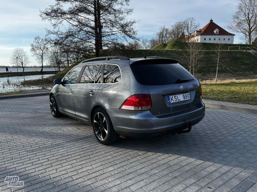 Volkswagen Golf 2008 in Birzai, with an engine capacity of 2.00 L and mileage of 308 thousand km for 800 €, photo 8 on AUTOMOTO.COM.LV