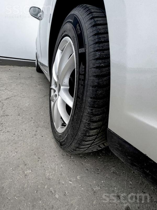 Volkswagen Golf 2008 Rīga, ar dzinēja tilpumu 2.00 L un nobraukumu 210 tūkst. km par 3550 €, foto 6 vietnē AUTOMOTO.COM.LV