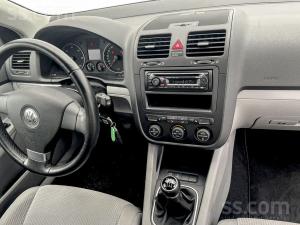 Volkswagen Golf 2008 Rīga, ar dzinēja tilpumu 2.00 L un nobraukumu 210 tūkst. km par 3550 €, foto 8 vietnē AUTOMOTO.COM.LV