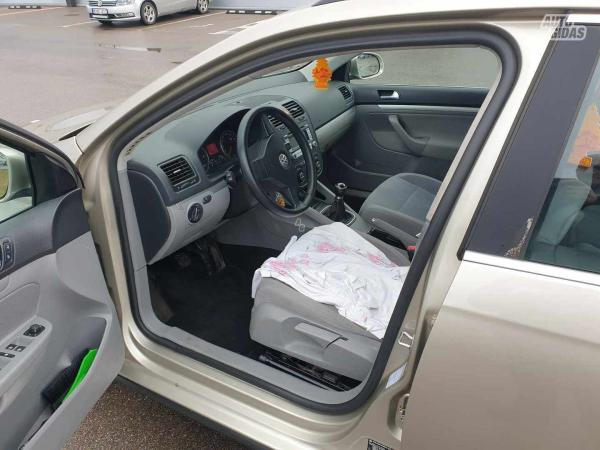 Volkswagen Golf 2008 Jonava, ar dzinēja tilpumu 2.00 L un nobraukumu 400 tūkst. km par 2500 €, foto 9 vietnē AUTOMOTO.COM.LV