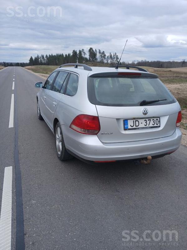 Volkswagen Golf 2008 in Madona, with an engine capacity of 1.90 L and mileage of 371 thousand km for 1200 €, photo 3 on AUTOMOTO.COM.LV