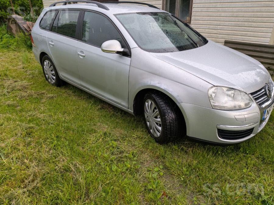 Volkswagen Golf 2008 in Jekabpils, with an engine capacity of 1.90 L and mileage of 330 thousand km for 1200 €, photo 11 on AUTOMOTO.COM.LV