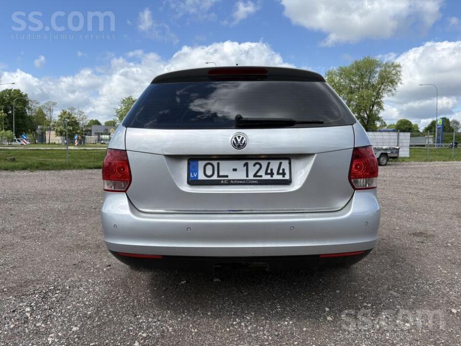 Volkswagen Golf 2008 Daugavpils, ar dzinēja tilpumu 1.90 L un nobraukumu 282 tūkst. km par 3950 €, foto 5 vietnē AUTOMOTO.COM.LV