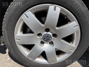 Volkswagen Golf 2008 Daugavpils, ar dzinēja tilpumu 1.90 L un nobraukumu 282 tūkst. km par 3950 €, foto 29 vietnē AUTOMOTO.COM.LV