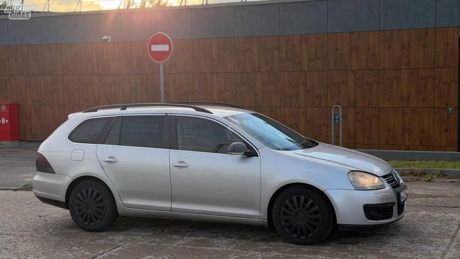 Volkswagen Golf 2008 Viļņa, ar dzinēja tilpumu 2.00 L un nobraukumu 306 tūkst. km par 950 €, foto 3 vietnē AUTOMOTO.COM.LV
