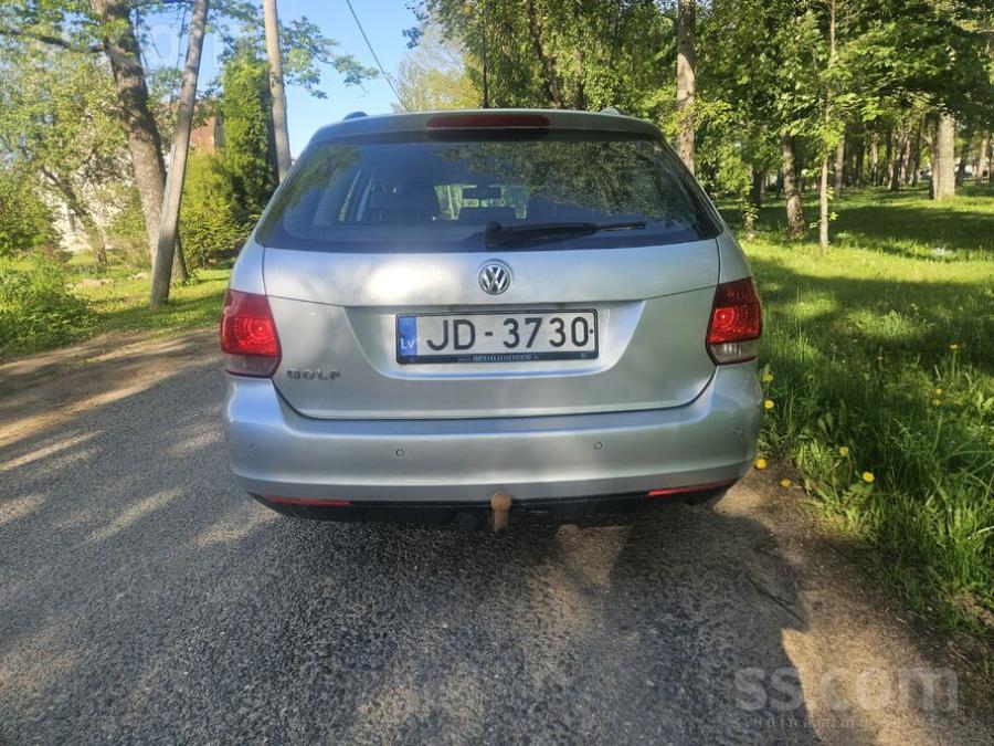 Volkswagen Golf 2008 Valmiera, ar dzinēja tilpumu 1.90 L un nobraukumu 378 tūkst. km par 1550 €, foto 5 vietnē AUTOMOTO.COM.LV