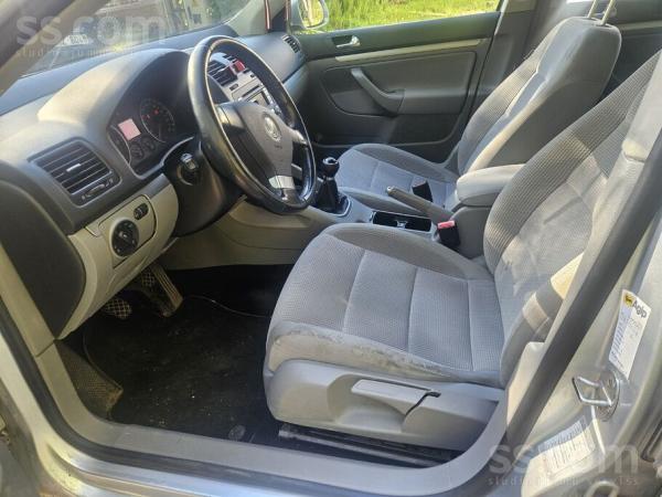 Volkswagen Golf 2008 Valmiera, ar dzinēja tilpumu 1.90 L un nobraukumu 378 tūkst. km par 1550 €, foto 8 vietnē AUTOMOTO.COM.LV
