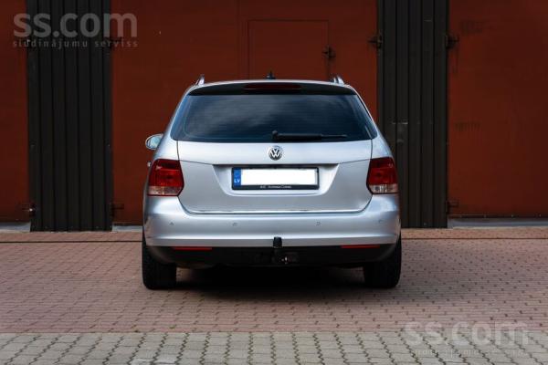 Volkswagen Golf 2008 Daugavpils, ar dzinēja tilpumu 1.90 L un nobraukumu 281 tūkst. km par 3900 €, foto 5 vietnē AUTOMOTO.COM.LV