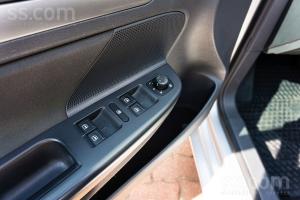 Volkswagen Golf 2008 in Daugavpils, with an engine capacity of 1.90 L and mileage of 281 thousand km for 3900 €, photo 14 on AUTOMOTO.COM.LV
