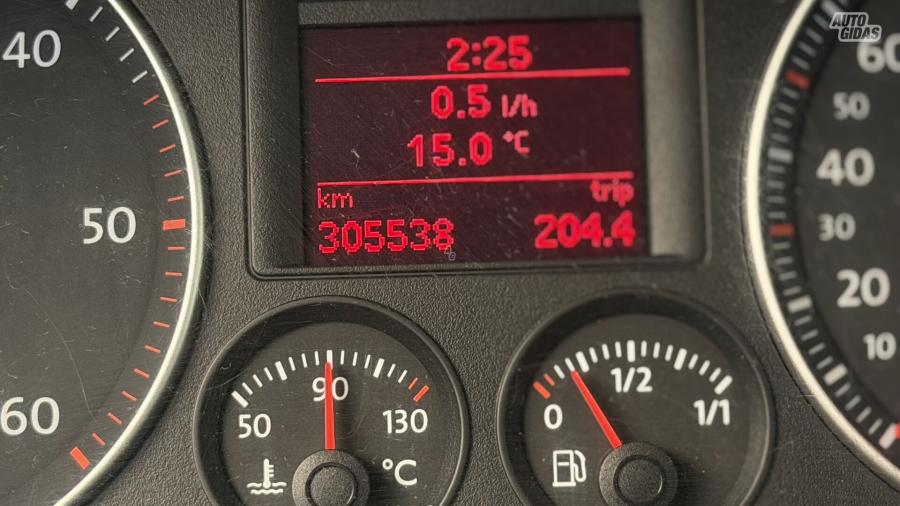Volkswagen Golf 2008 Viļņa, ar dzinēja tilpumu 2.00 L un nobraukumu 306 tūkst. km par 950 €, foto 11 vietnē AUTOMOTO.COM.LV