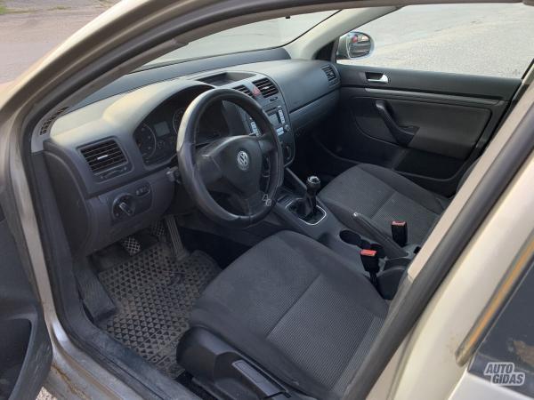 Volkswagen Golf 2008 Panevēža, ar dzinēja tilpumu 1.90 L un nobraukumu 380 tūkst. km par 550 €, foto 10 vietnē AUTOMOTO.COM.LV