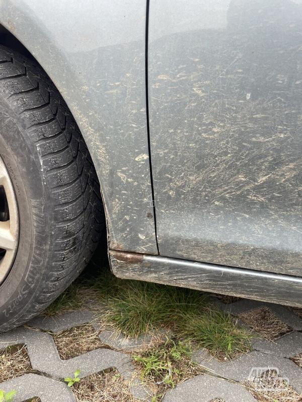 Volkswagen Golf 2008 Viļņa, ar dzinēja tilpumu 1.90 L un nobraukumu 420 tūkst. km par 1100 €, foto 5 vietnē AUTOMOTO.COM.LV