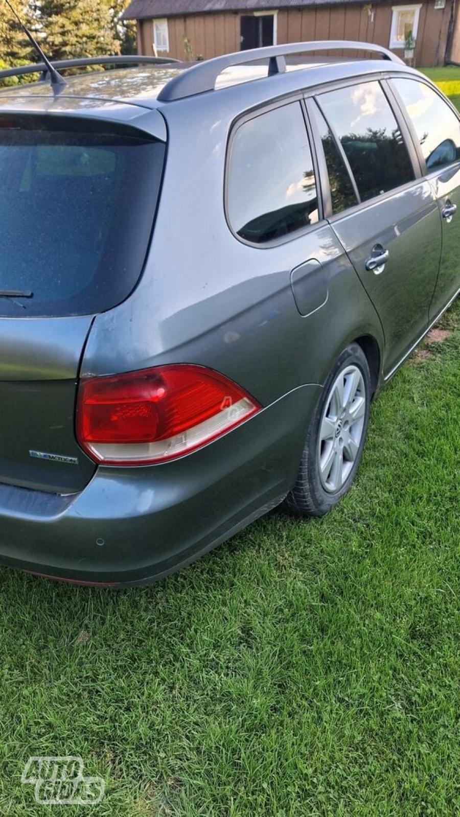 Volkswagen Golf 2008 in Vilnius, with an engine capacity of 1.90 L and mileage of 368 thousand km for 1300 €, photo 8 on AUTOMOTO.COM.LV