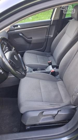 Volkswagen Golf 2008 in Vilnius, with an engine capacity of 1.90 L and mileage of 368 thousand km for 1300 €, photo 14 on AUTOMOTO.COM.LV